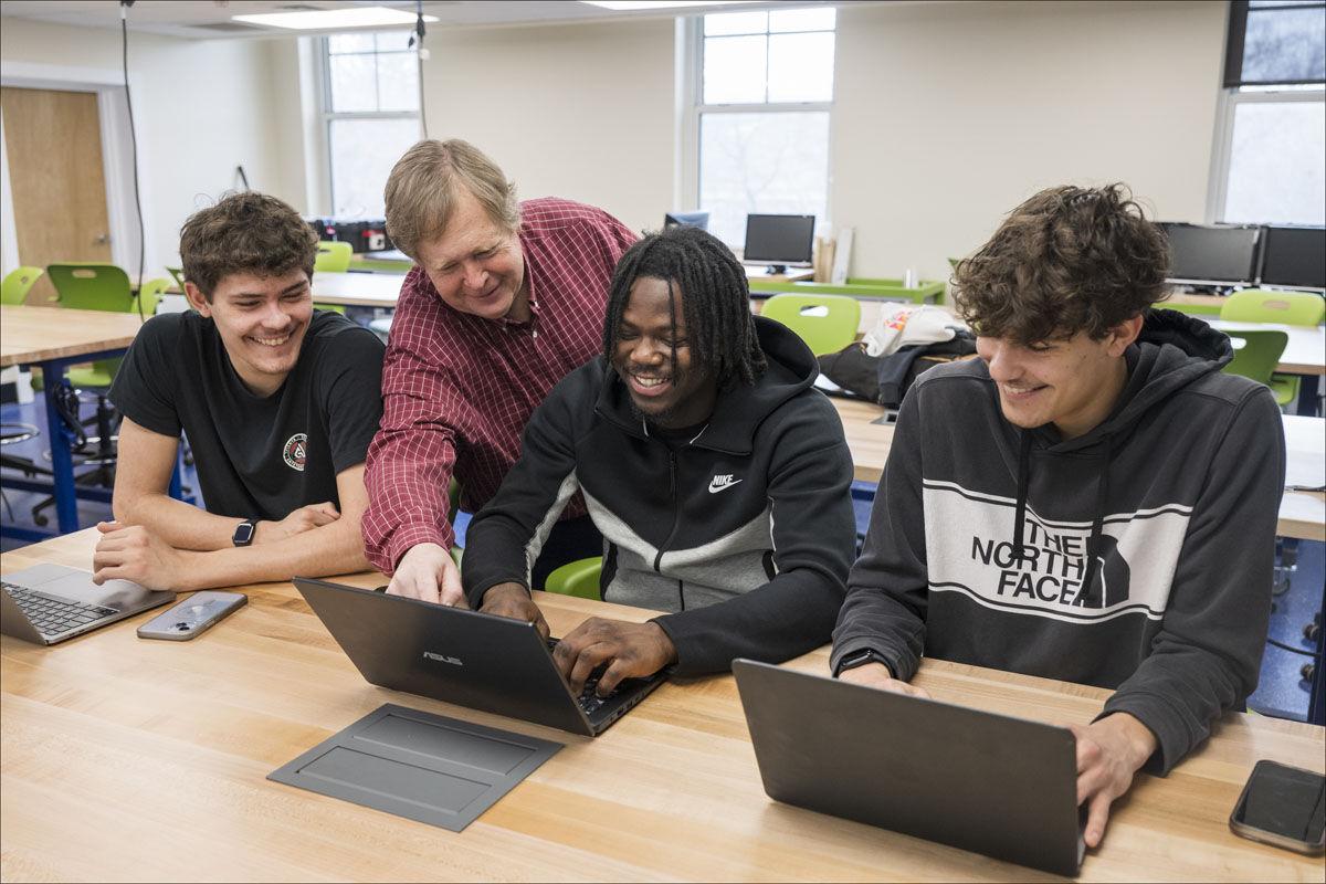Emory & Henry launches Computer Science program to prepare students for ...