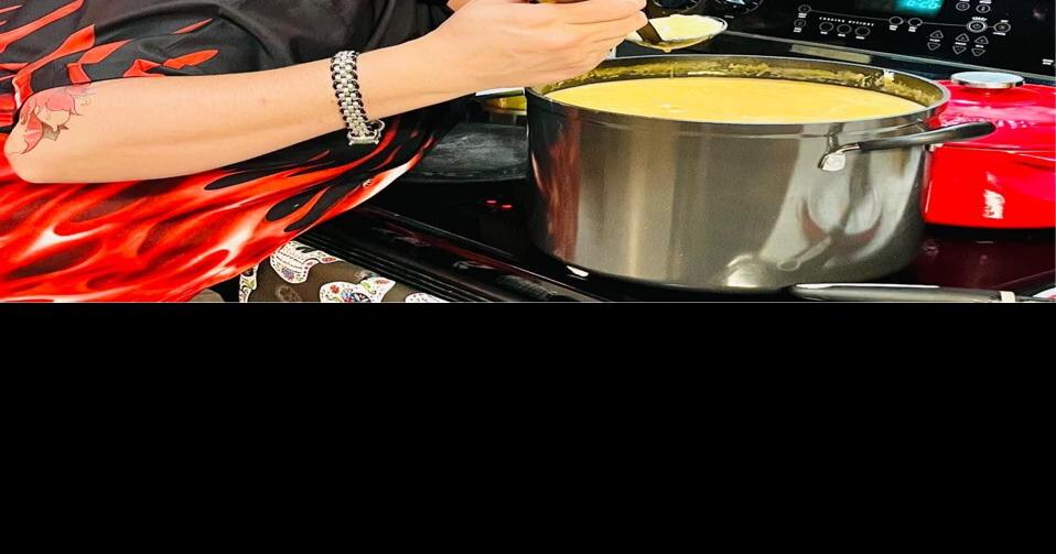 Impressive Guy Fieri costume wins prize