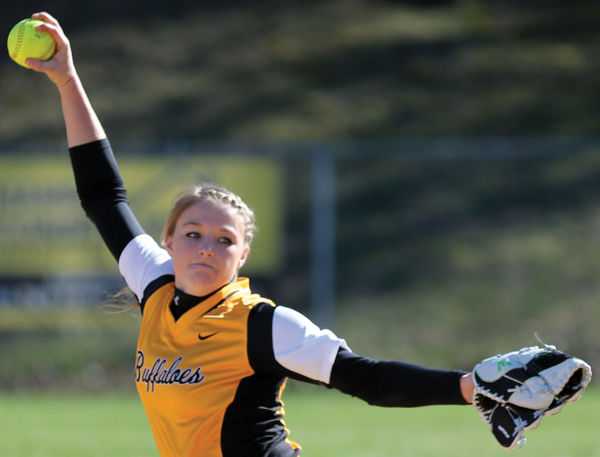 Buffs fall to Carroll in extra innings