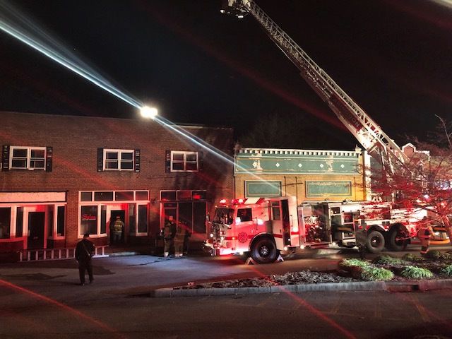 Fire threatens historic Glade Spring square