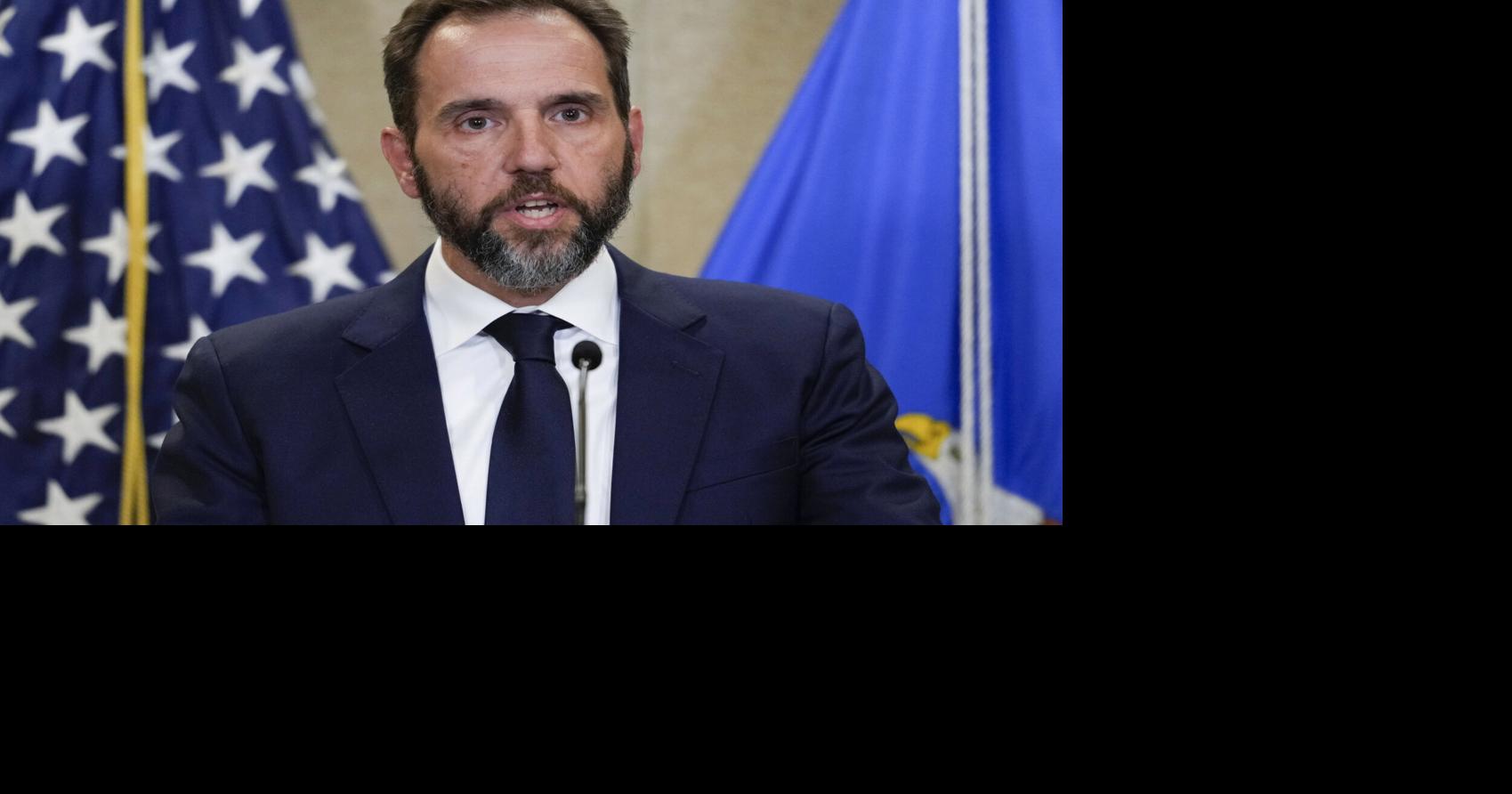 Special counsel Smith resigns; Trump report's release urged