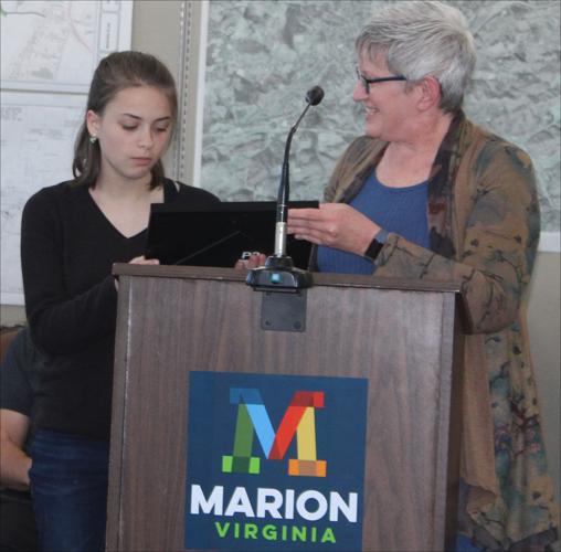 Marion Middle School student wins regional prize for her essay