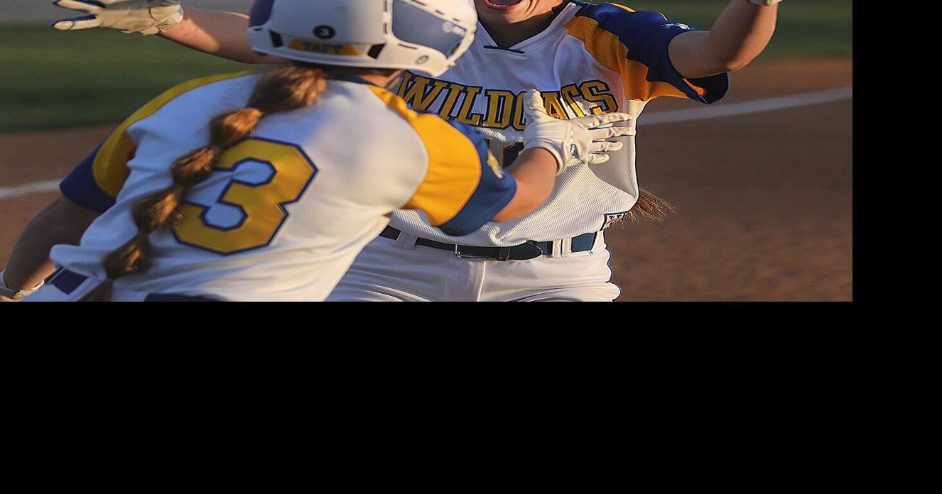 Gallery: Taft Union softball vs. Wasco | Photo Galleries ...