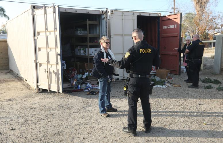 Thieves steal Christmas from Historic Fort | News | taftmidwaydriller.com