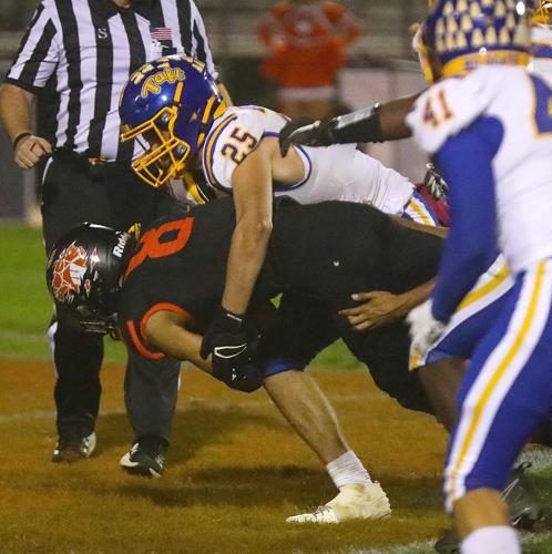 Wasco holds on to beat Taft 26-21 | Newsletter | taftmidwaydriller.com