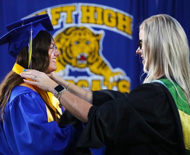 Taft Union High School graduation 2024 | Multimedia | taftmidwaydriller.com