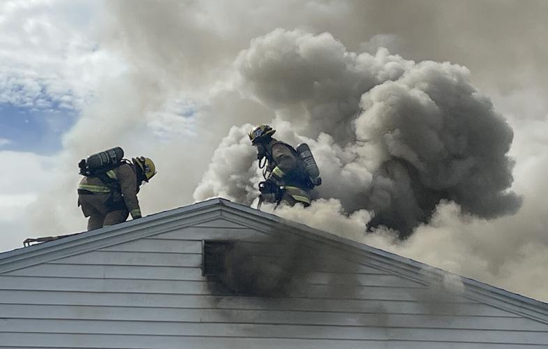 Two houses burn in Maricopa | News | taftmidwaydriller.com