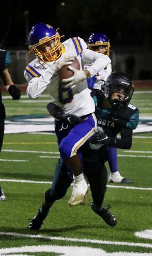 Taft Union High School vs Mendota | Multimedia | taftmidwaydriller.com