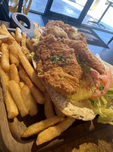 Beacon Bites: Temple Terrace’s Holy Fry lives up to its name while ...