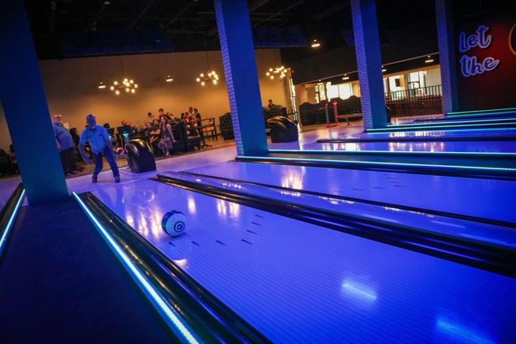 New entertainment center 1Up’s the Carrollwood social scene | News ...