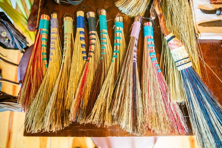 Broom-maker brings sweeping craft to market in Taos | Business ...