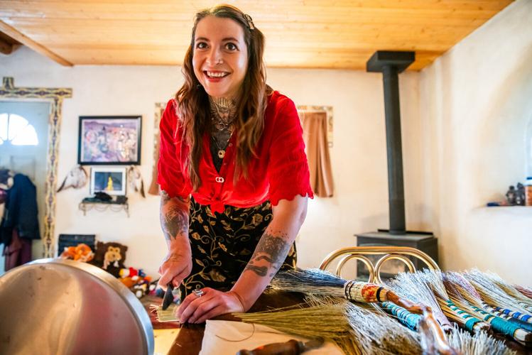 Broom-maker brings sweeping craft to market in Taos | Business ...