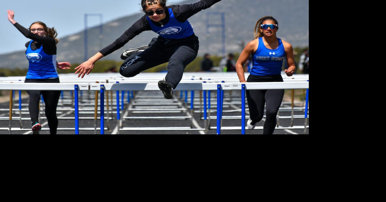 Peñasco relays run 'old school' | Running | taosnews.com