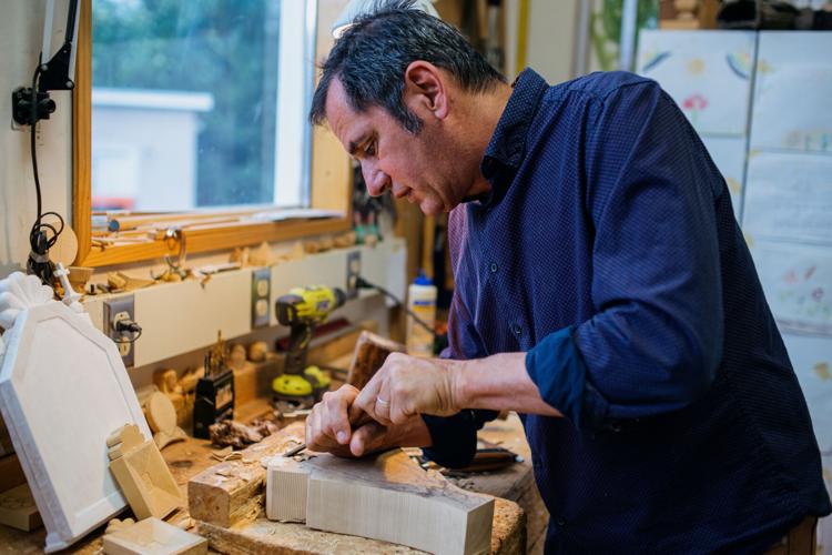 Victor Goler | Tradiciones / Artes | taosnews.com