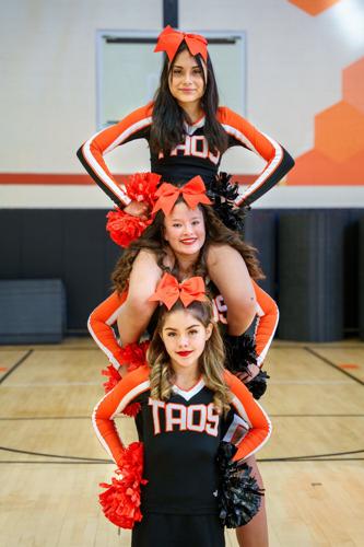 Taos Middle School Cheerleaders to perform in Macy's Day Parade ...
