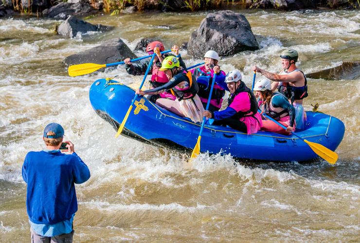 Mother's Day Whitewater Race draws big competition, excited crowds ...
