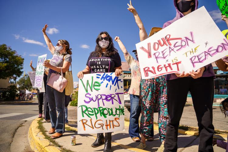 Reproductive rights rally draws crowd | Local News | taosnews.com