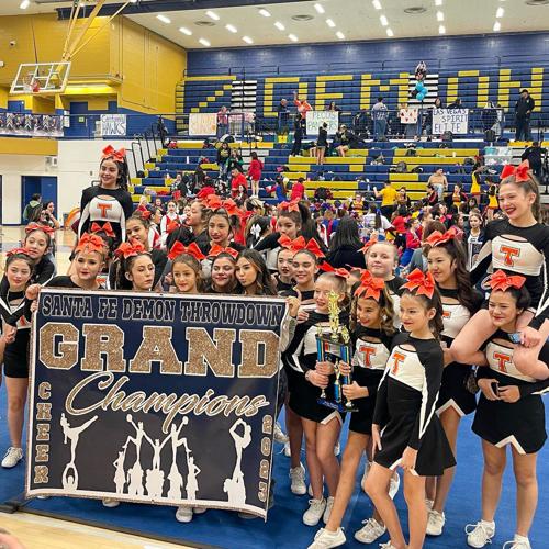 Hip hip hooray for Taos Middle School Cheer | Sports | taosnews.com