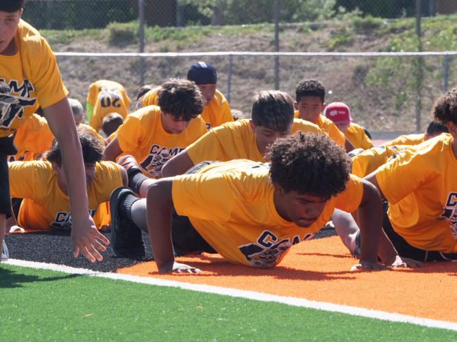 NFL Hall of Famer brings inspiration to Anaya Field | Football ...