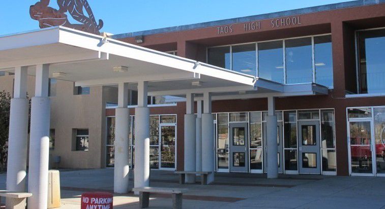 Grand re-opening of Taos High School cafeteria | News | taosnews.com