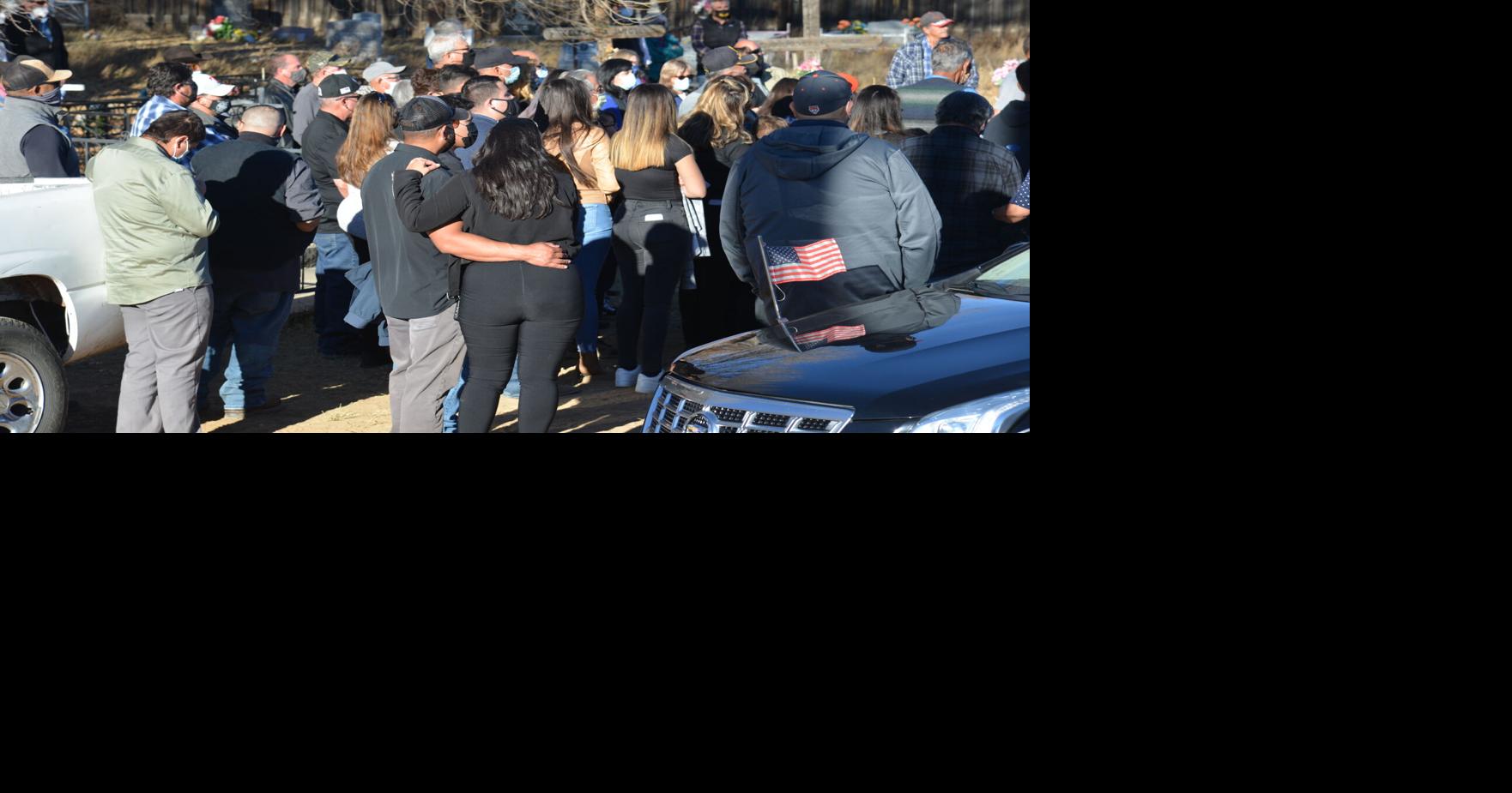 Mourners remember TSV police chief | Local News | taosnews.com