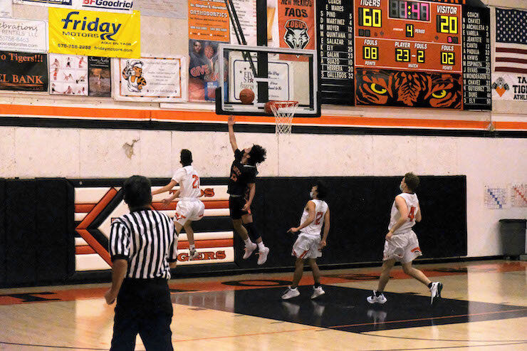 Tigers dominate Aztec on the court | Basketball | taosnews.com