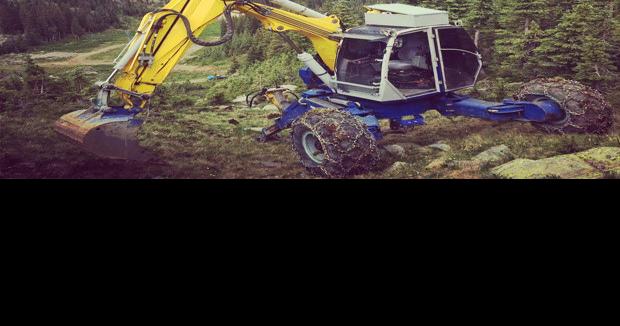 Spider backhoe | Sports | taosnews.com