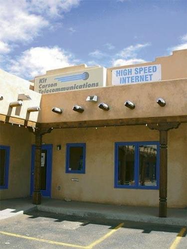 kit carson internet