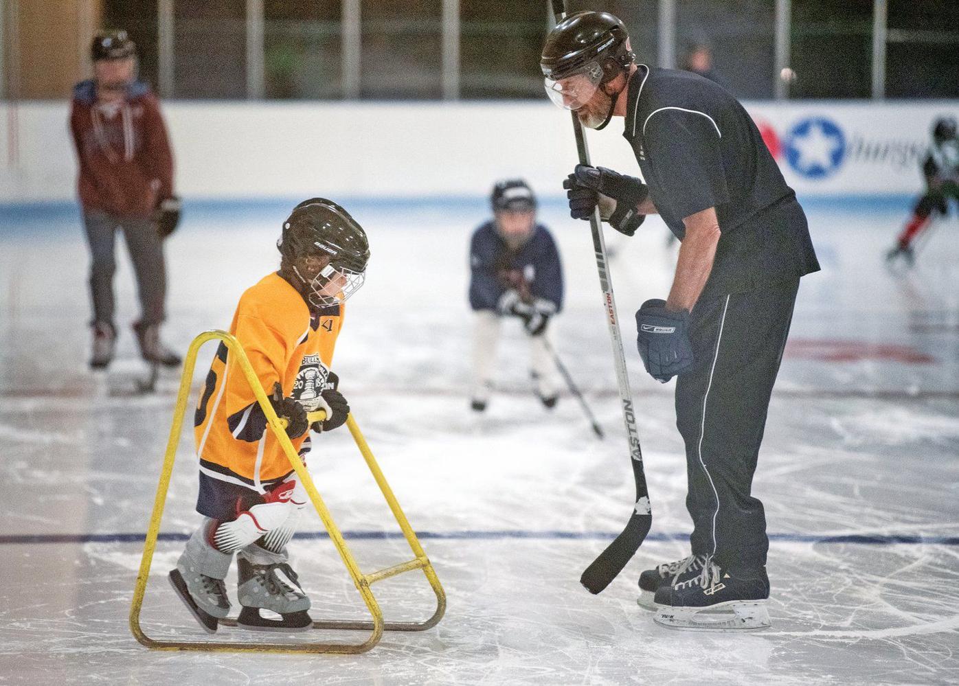 Checking out Taos ice hockey | Sports | taosnews.com