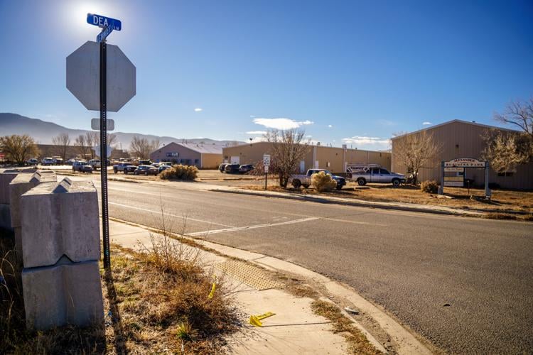 Taos Police investigating fatal shooting of 25-year-old man on Dea Lane ...