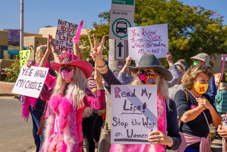 Reproductive rights rally draws crowd | Local News | taosnews.com