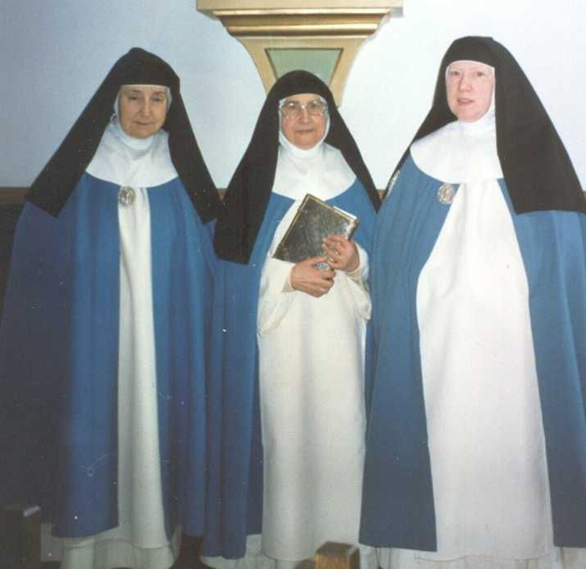 Los Hijos de la Monja Azul Capítulo XIX: Sor María comienza a agonizar ...