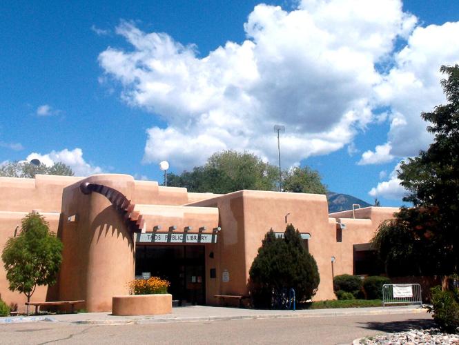 Taos Public Library hosts StoryCorps | Culture | taosnews.com