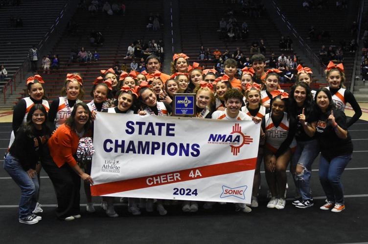 Taos cheer does it again | Sports | taosnews.com