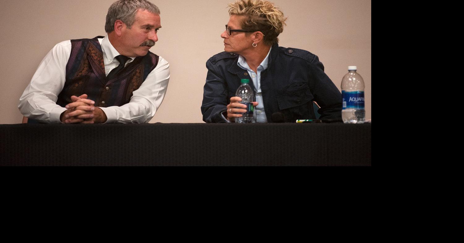 Taos County Sheriff candidates spar at forum | Politics | taosnews.com