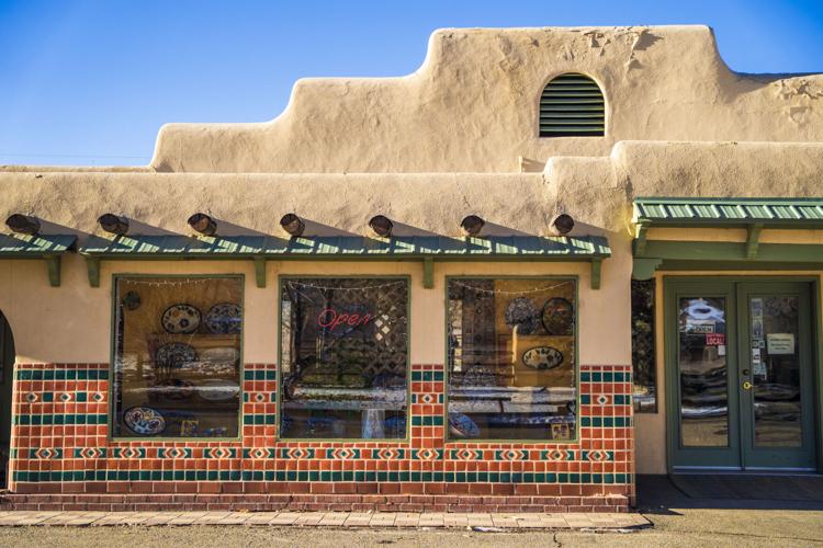 Taos Style with Tile | Enchanted Homes | taosnews.com