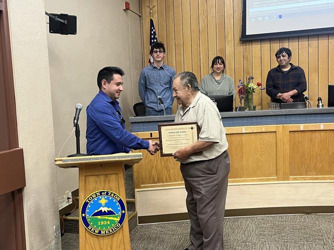 Chief of police announces retirement | News | taosnews.com