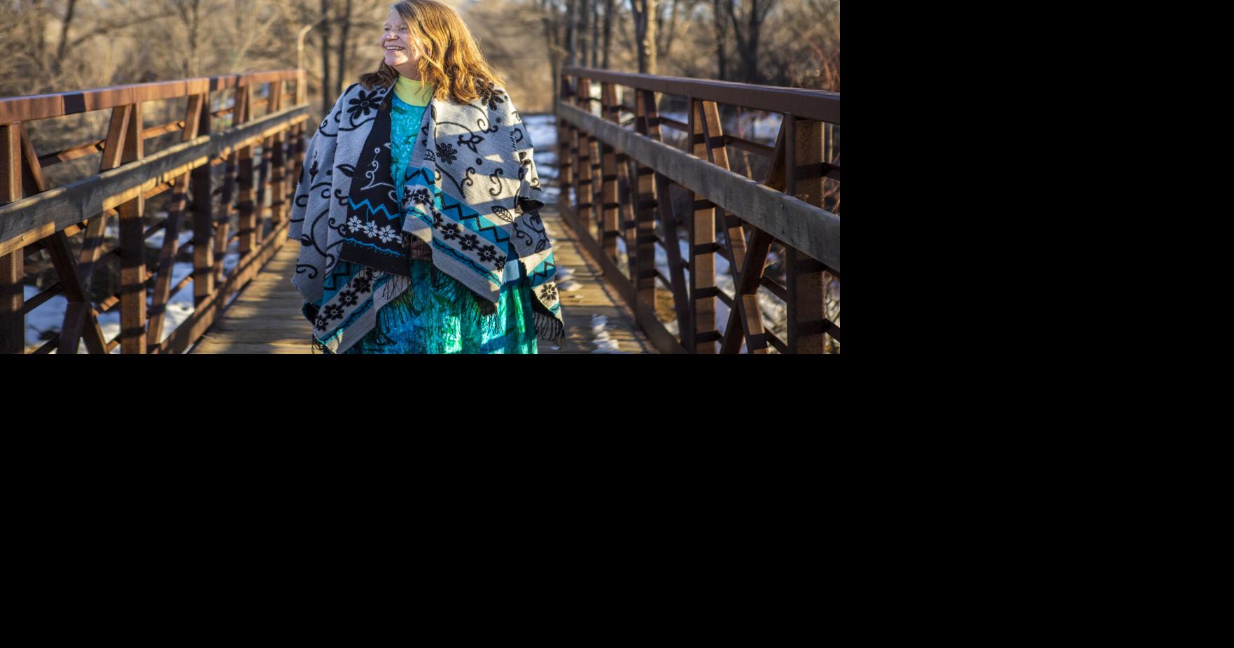 Julie Gray | Taos Woman | taosnews.com