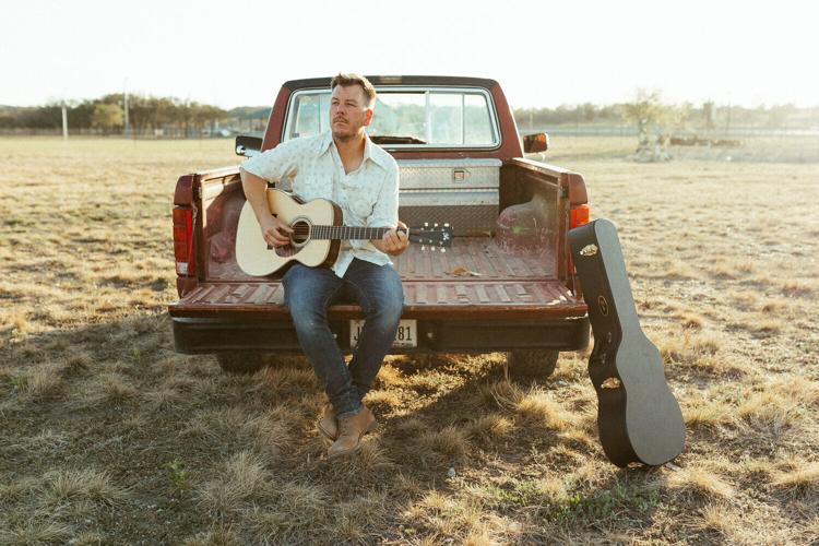 Aaron LaCombe at Taos Lifestyle | Music | taosnews.com
