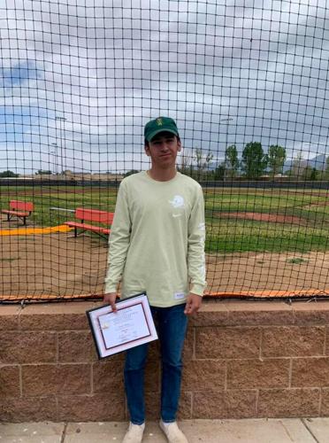 Montano wins Cruz G Chavez II award | Sports | taosnews.com