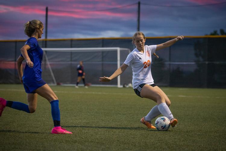Taos girls soccer team off to strong start | Soccer | taosnews.com