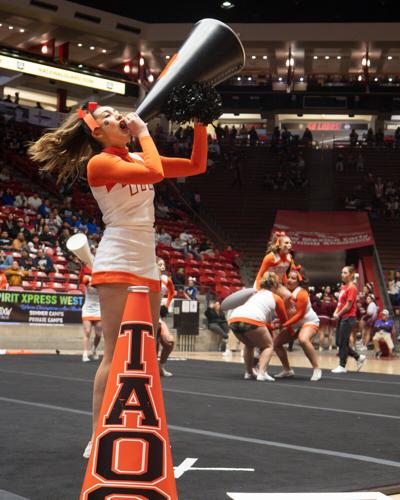 Taos, Questa cheer teams bring home the blue | Prep Sports | taosnews.com