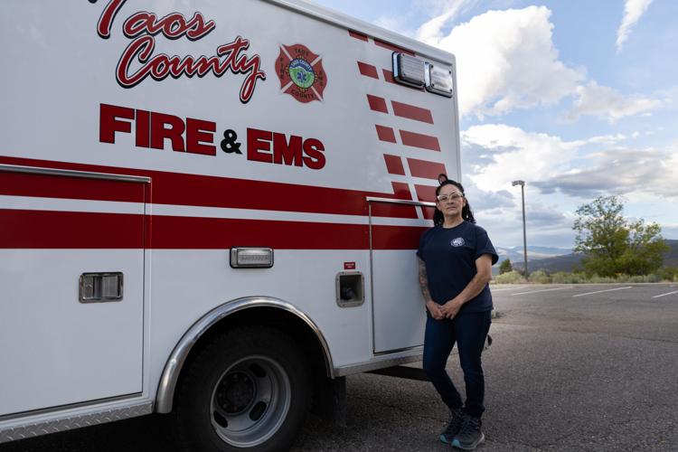 Erica Parraz | Tradiciones / Heroes | taosnews.com