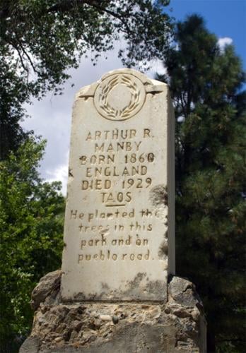 The prominent Taoseños interred at Kit Carson Memorial Cemetery | La ...