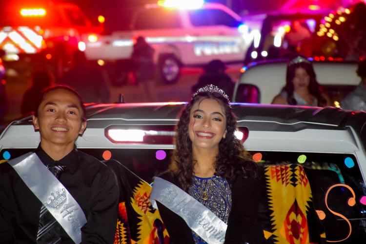 Taos High throws flashy parade on Salazar | Sports | taosnews.com