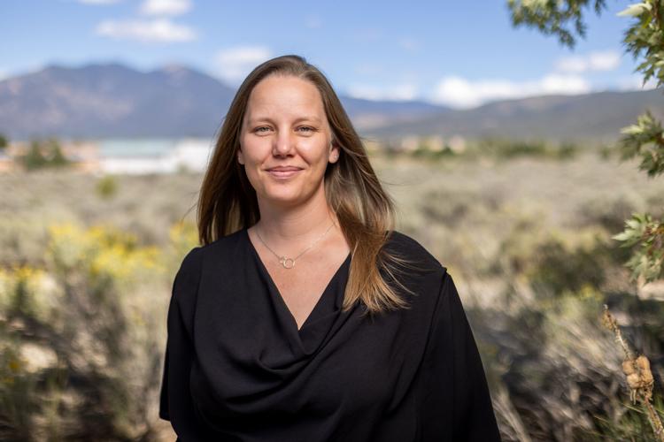 Holy Cross Women's Health Institute Welcomes Dr. Casey Smith ...