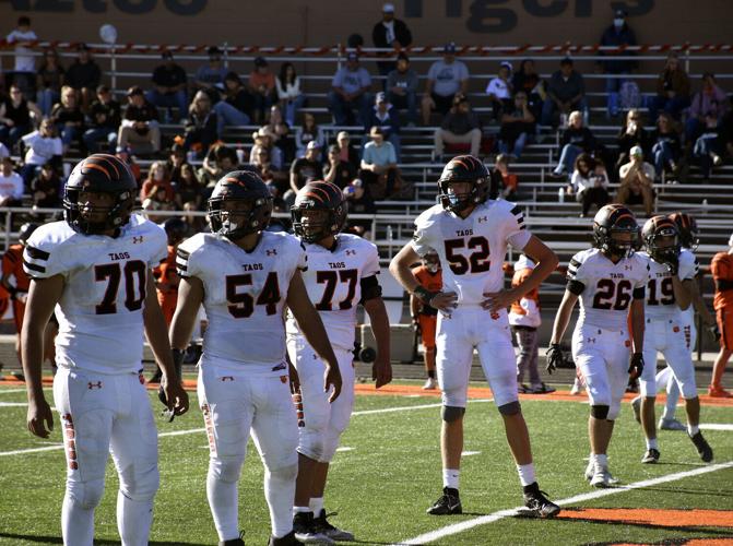 Tigers’ football season ends abruptly in Aztec | Football | taosnews.com