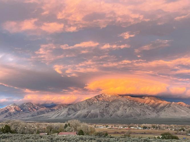 Photographer Maura Rae at Sage Fine Art Gallery | Arts | taosnews.com