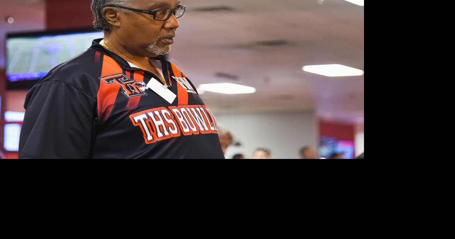 Tigers track and field coach recognized | Sports | taosnews.com