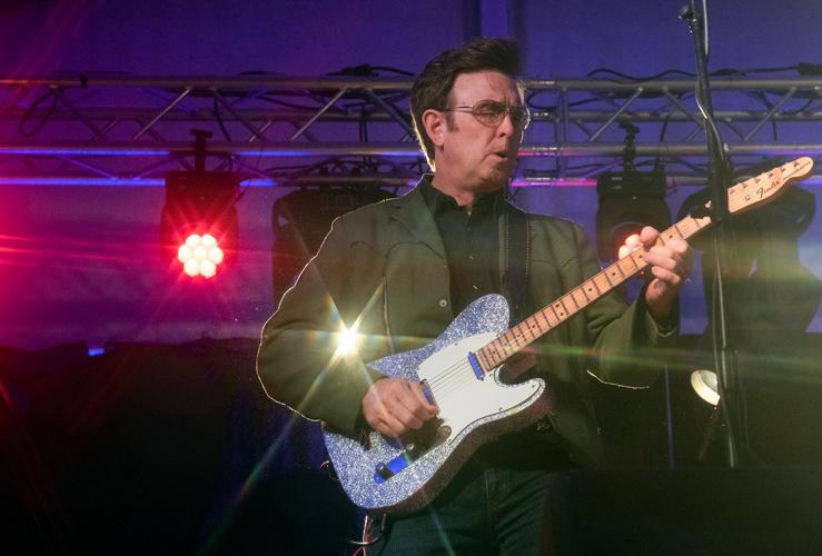 Photo Gallery: Michael Hearne's 2019 Big Barn Dance | Music | taosnews.com